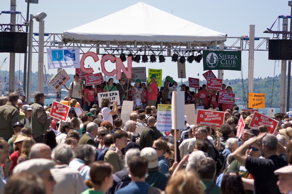 'Regular people' cheer on climate action at Seattle rally | Grist