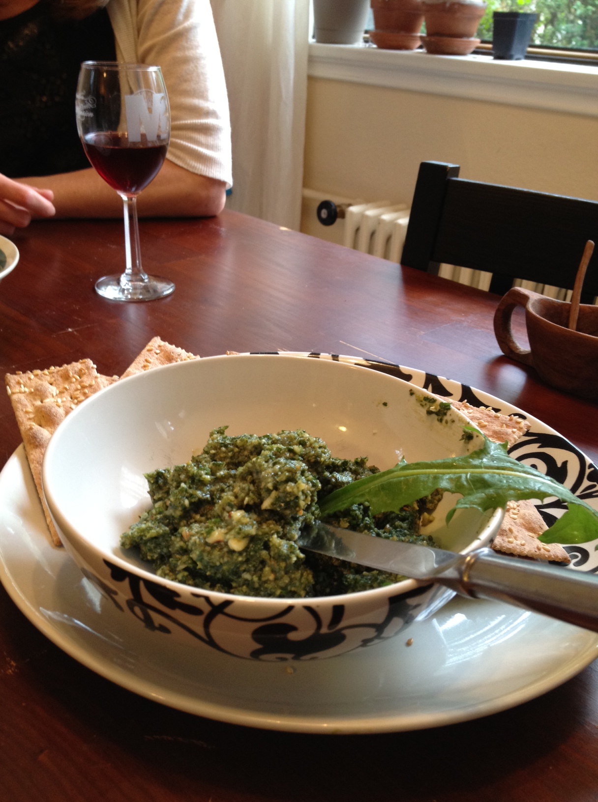 Plucking delicious: Last-minute foraging for a dinner party | Grist
