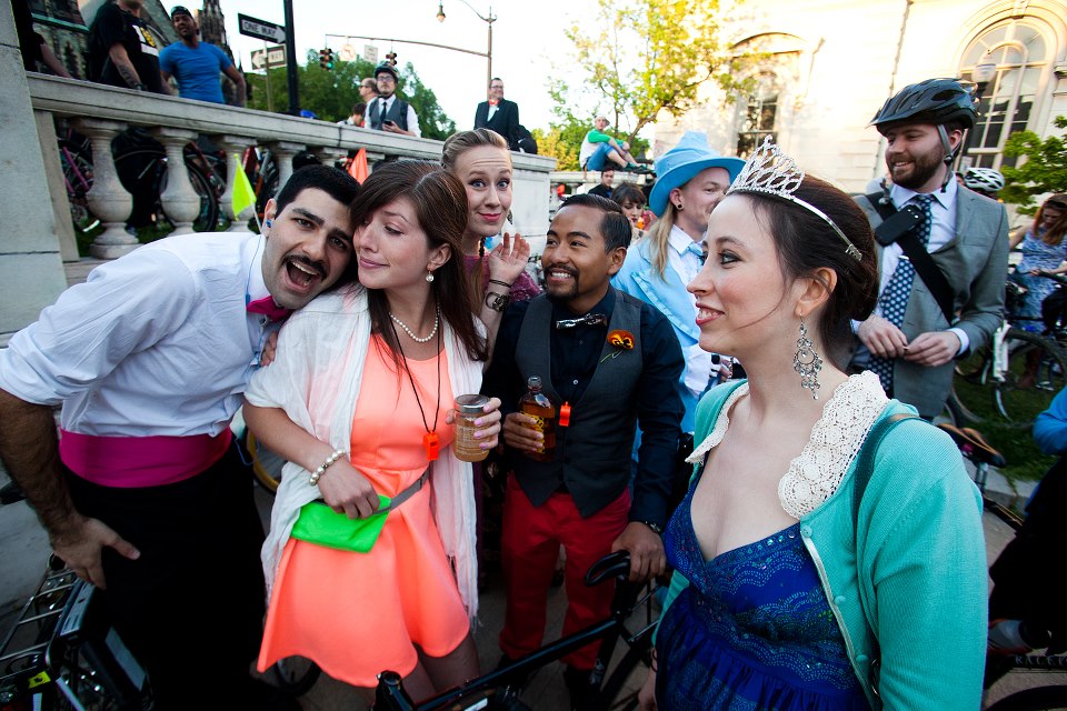 Bike Party -- a fresh new way to take back the streets | Grist