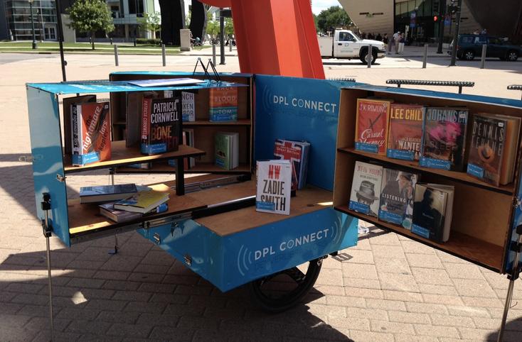 Tiny bike-based libraries pedal books to streets and parks | Grist