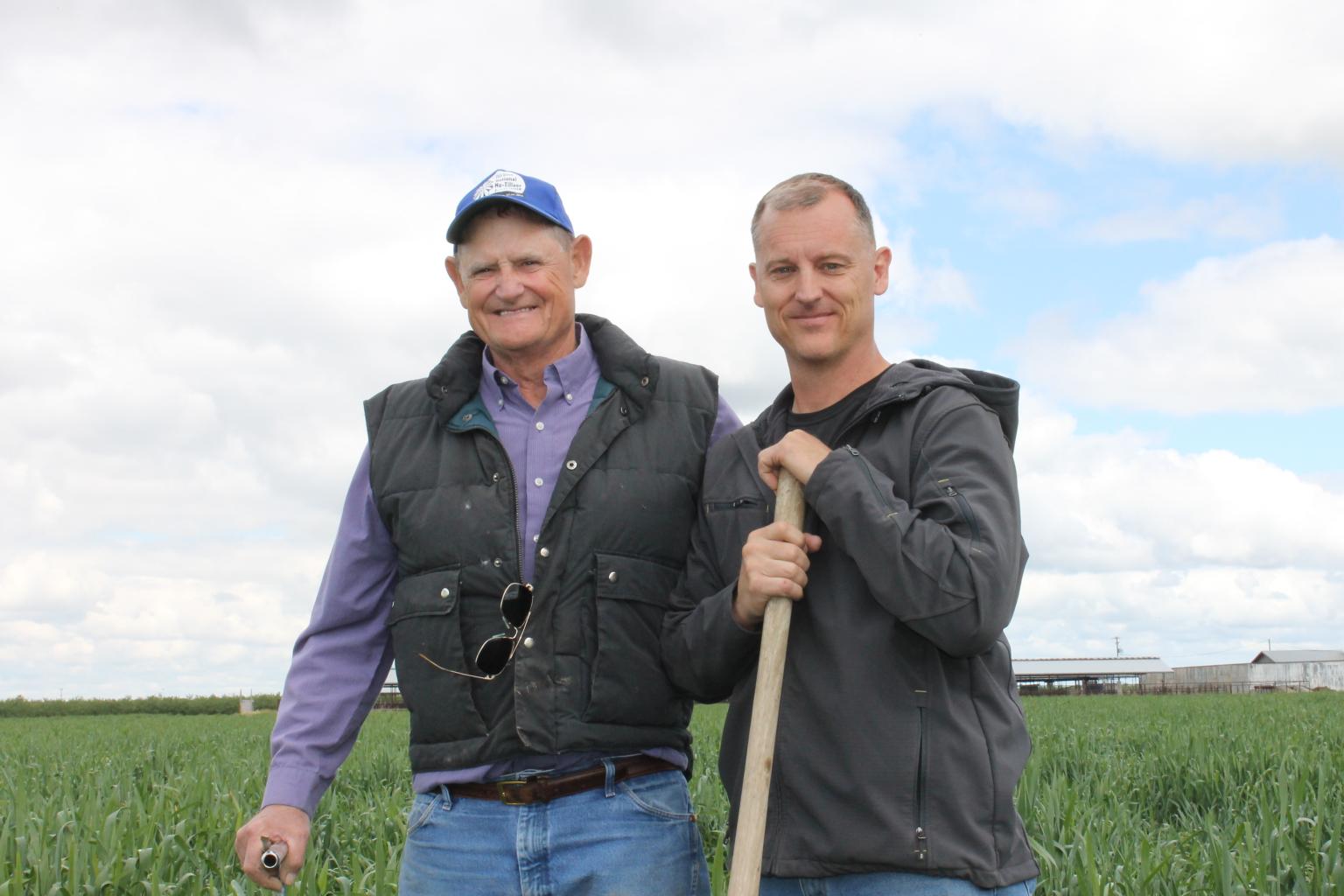 Conventional farmers drop their plows in favor of conservation | Grist