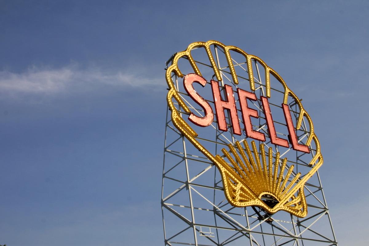 Shell knows climate change is real, but it wants to drill in the Arctic ...