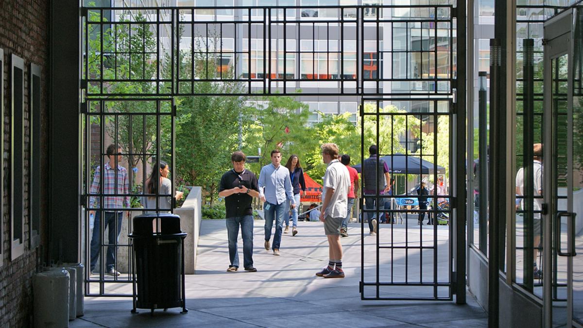 Is Amazon's new Seattle HQ the ultimate tech utopia? | Grist