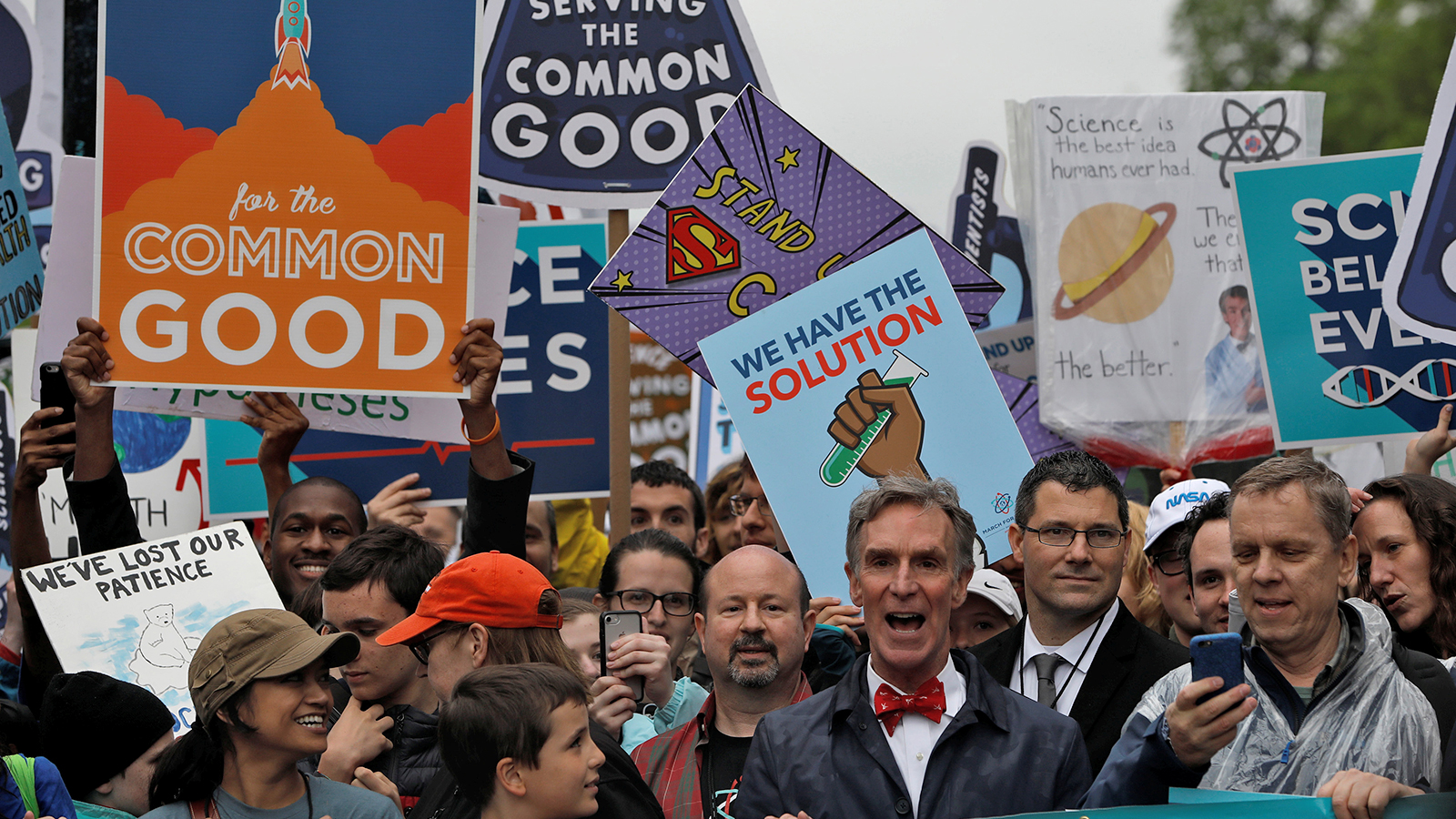 How the climate march can stand out in a crowd of protests | Grist