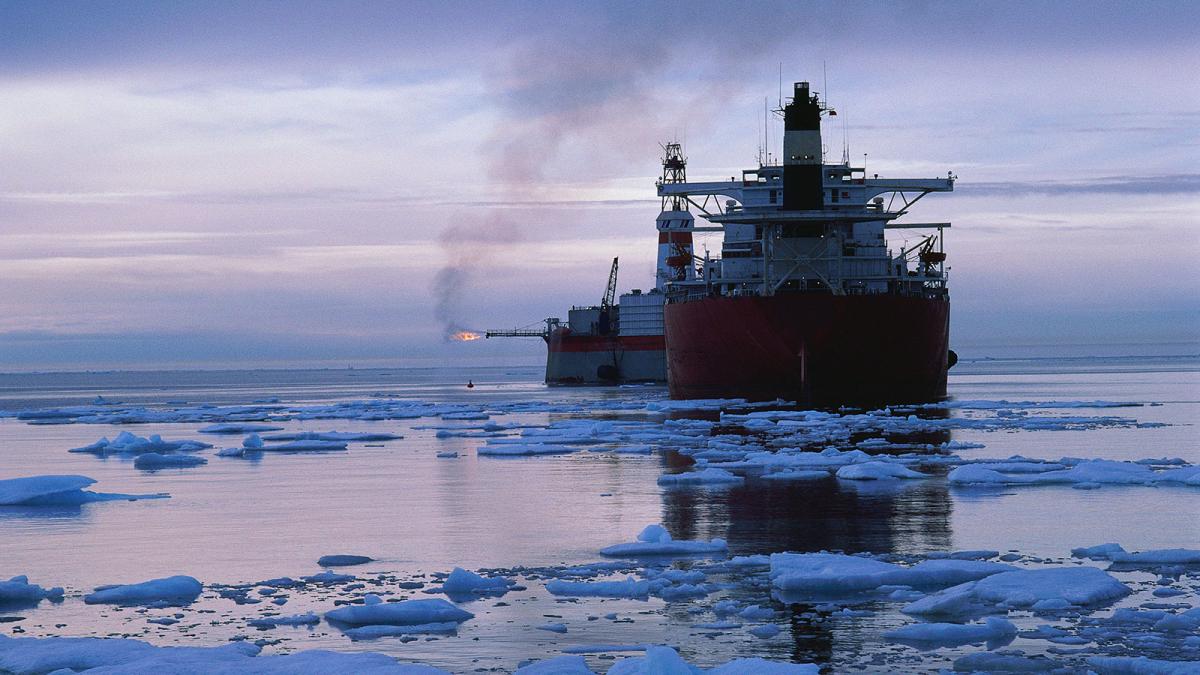 Shipping giants look lustily at the warming Arctic | Grist