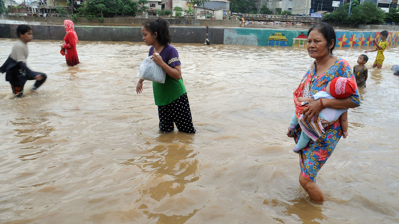 It’s not just Australia — Indonesia is facing its own climate disaster ...