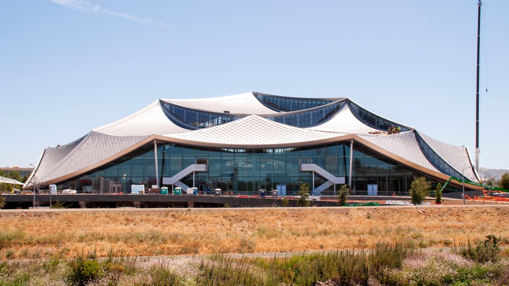 Dragonscale: Google looks to jumpstart a new market for rooftop solar ...