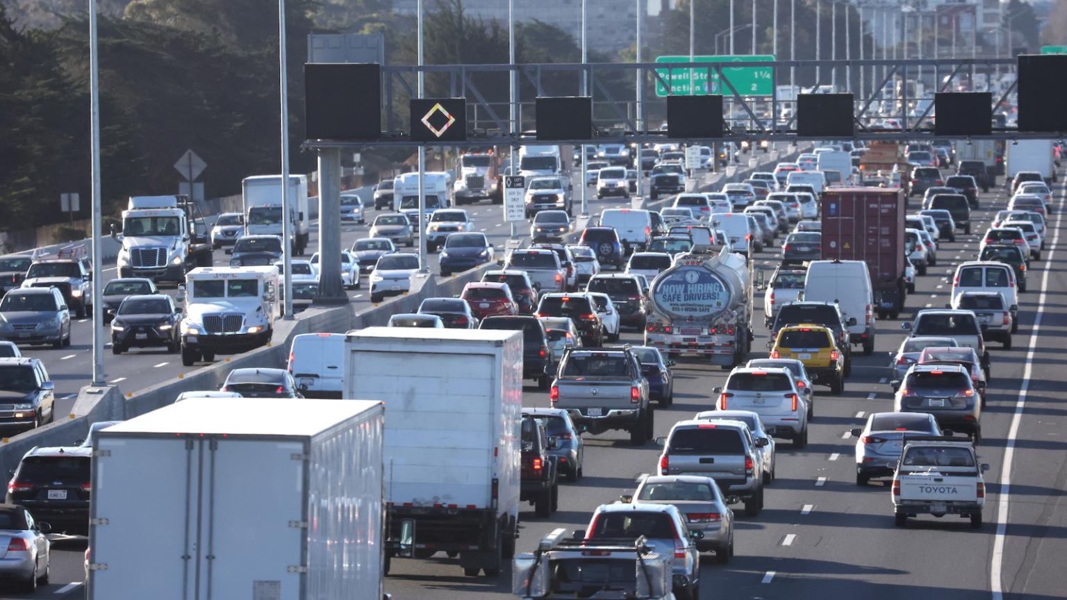 Against federal guidance, states plan to expand highways | Grist