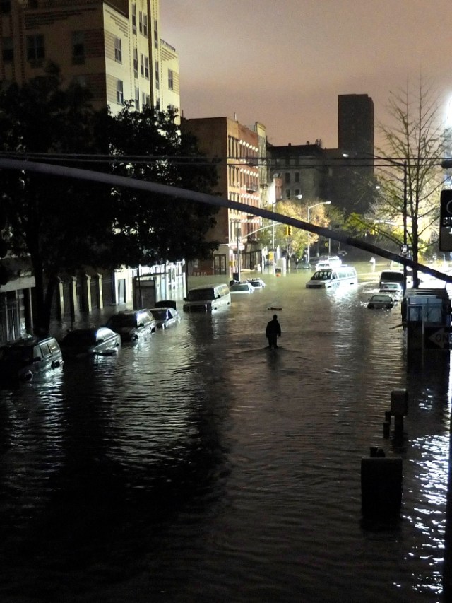 A decade after Sandy, Manhattan’s flood barrier is finally in sight ...