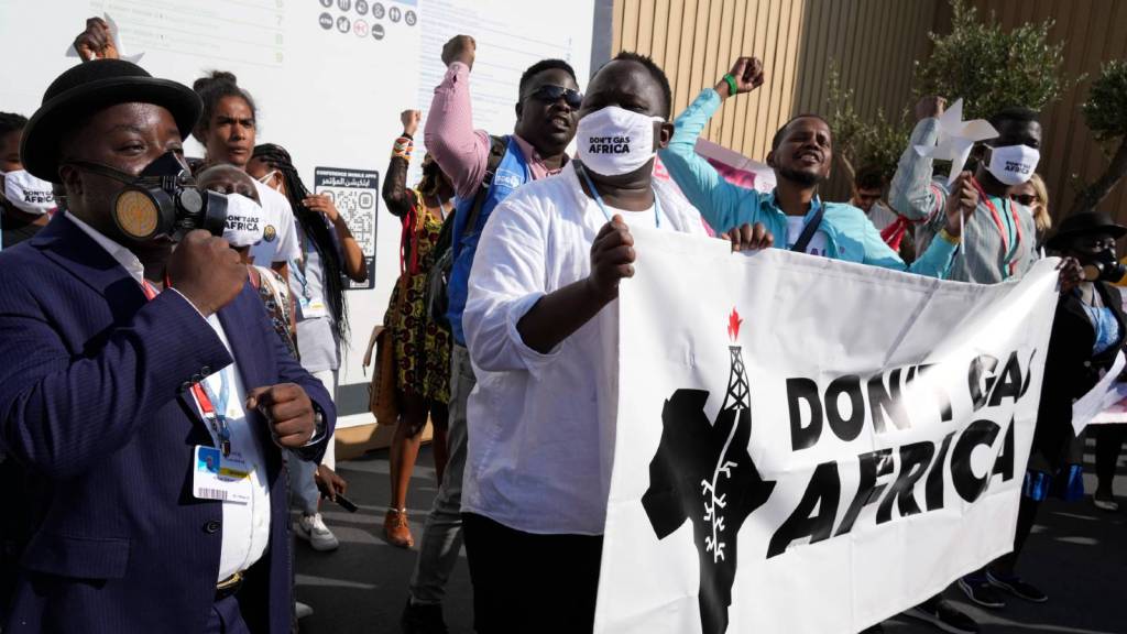 African countries are tapping their fossil fuel wealth. Why aren't they ...