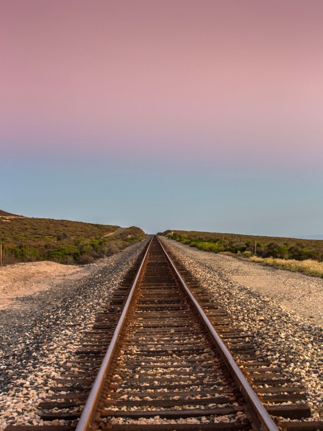 Extreme weather is disrupting Amtrak's trains — and its climate ...