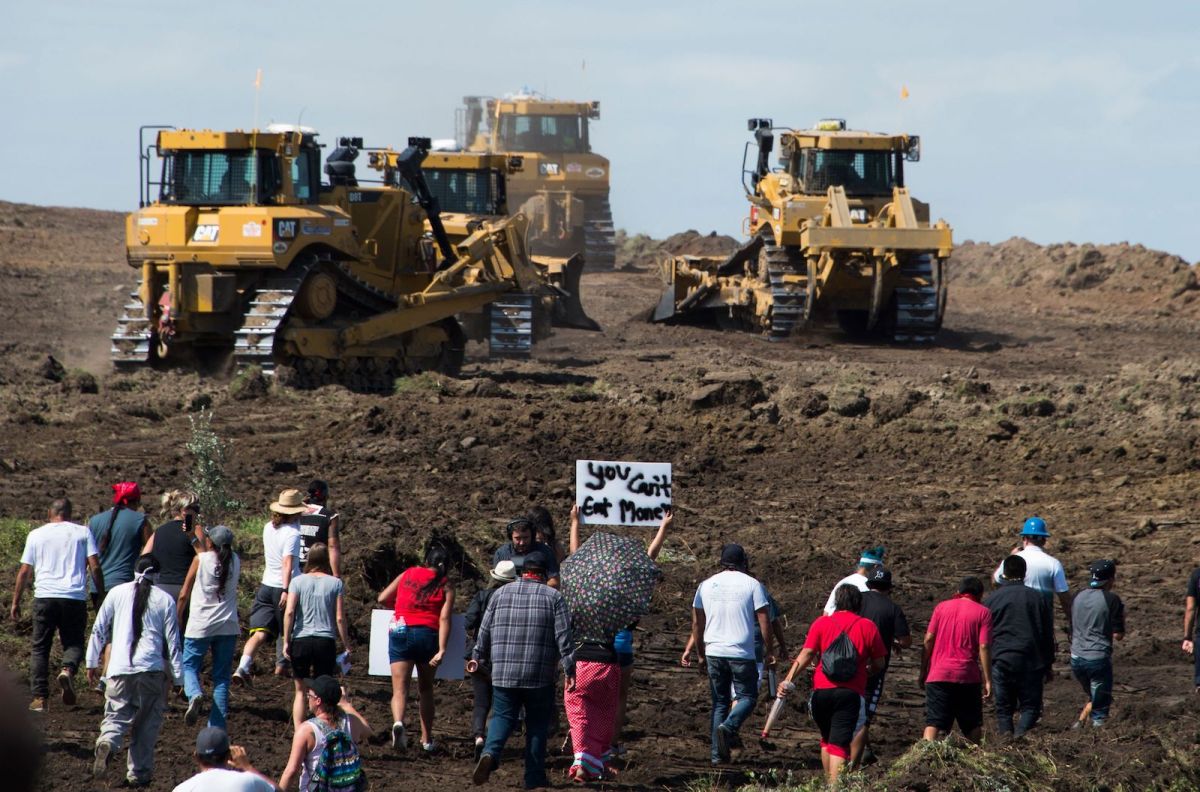 How an energy giant helped police quell the Standing Rock protests | Grist