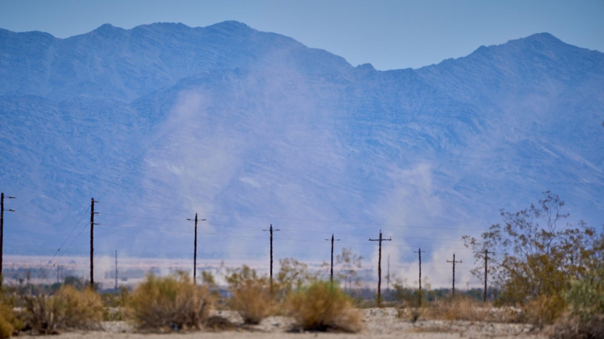 Amid water woes, solar is booming in the California desert | Grist