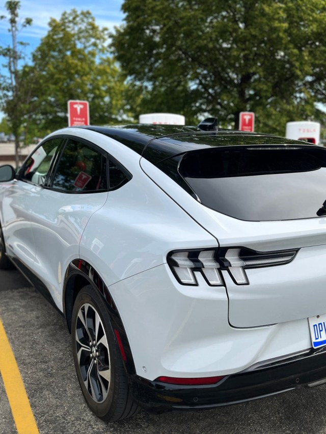 Amid charging headaches, automakers turn to Tesla's Supercharger ...
