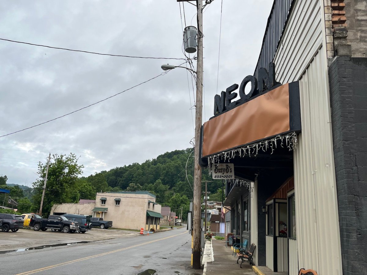 Kentucky flood anniversary marked by old nightmares and new dreams | Grist