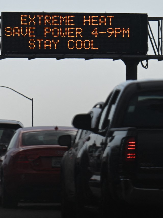 How climate change drives hotter, more frequent heat waves | Grist