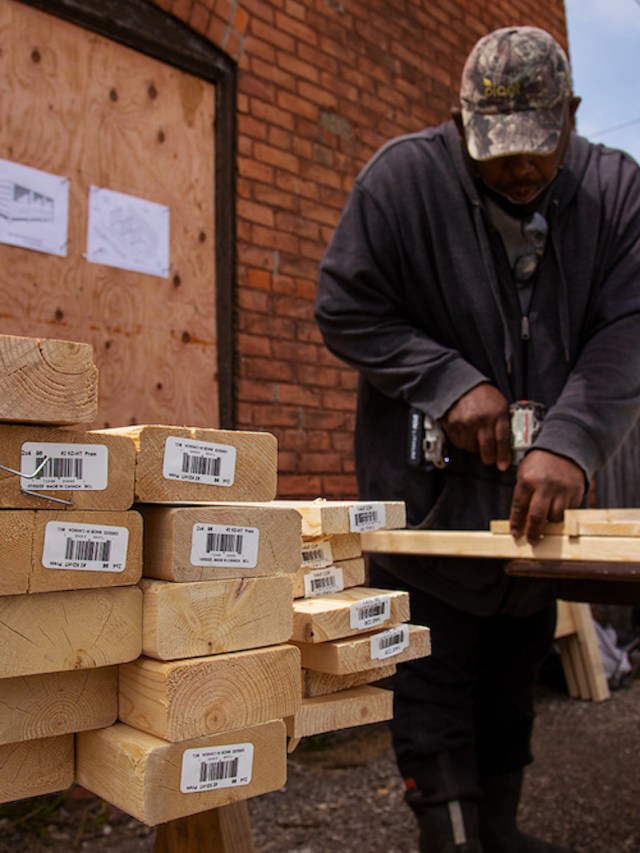 2 communities, separated by an ocean, are working together to manage ...