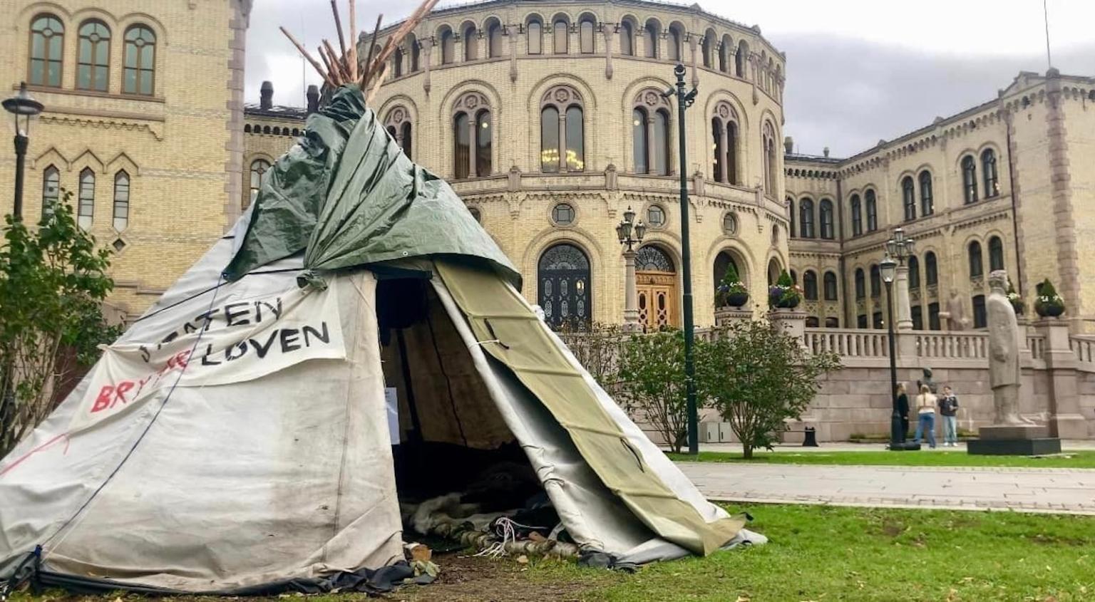 Sámi youth enlist the king of Norway’s help to fight an illegal wind ...