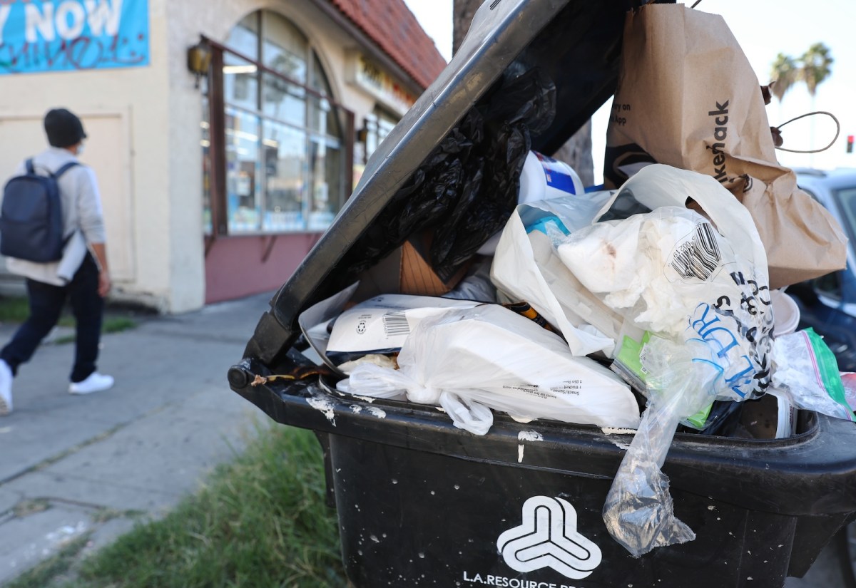 Democrats unveil 'most comprehensive plan ever' to address plastics ...