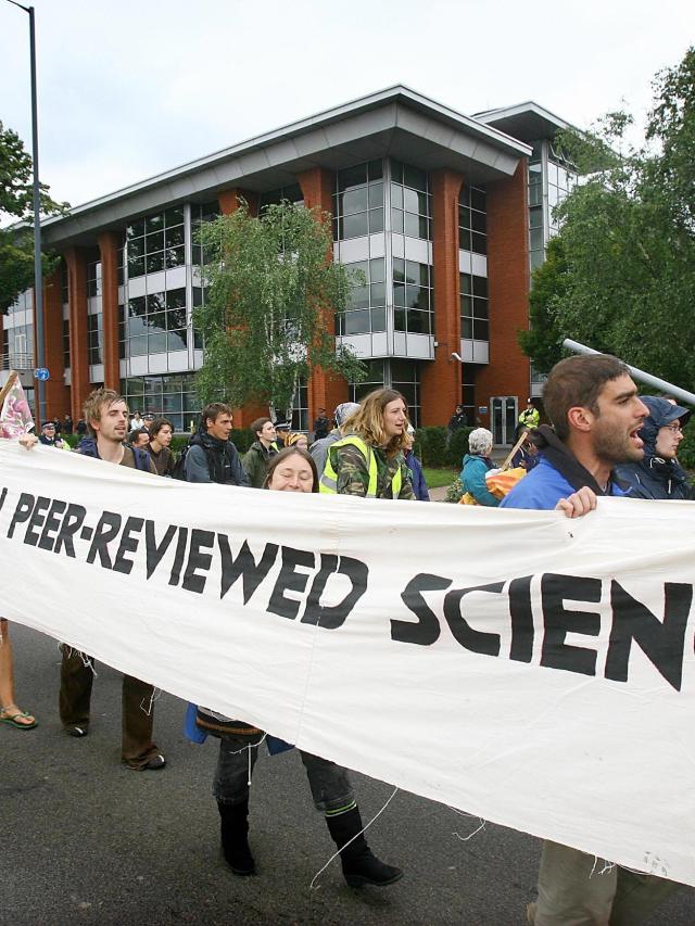 Why people still fall for fake news about climate change | Grist