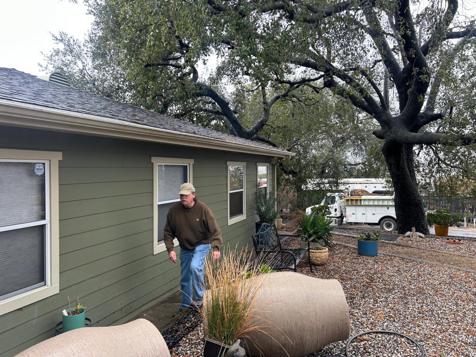 The Eaton Fire destroyed a delicate truce over Altadena’s future | Grist