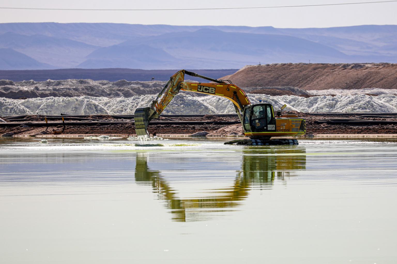 Chile’s lithium boom promises jobs and money — but threatens a critical ...