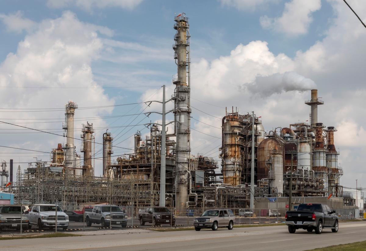 The misleading accounting behind your ‘recycled’ plastic | Grist