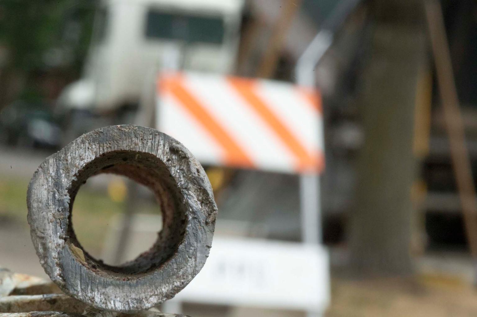 Chicago residents risk daily lead exposure from toxic pipes. Replacing ...