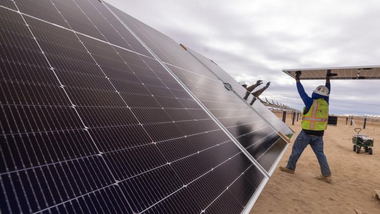 Trump is trying to kill clean energy. The market has other plans. | Grist